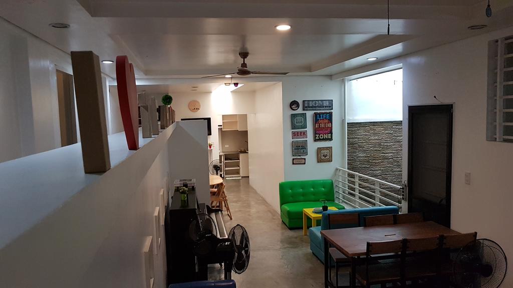 crossroads-hostel-manila-interior - Crossroads Hostel Manila